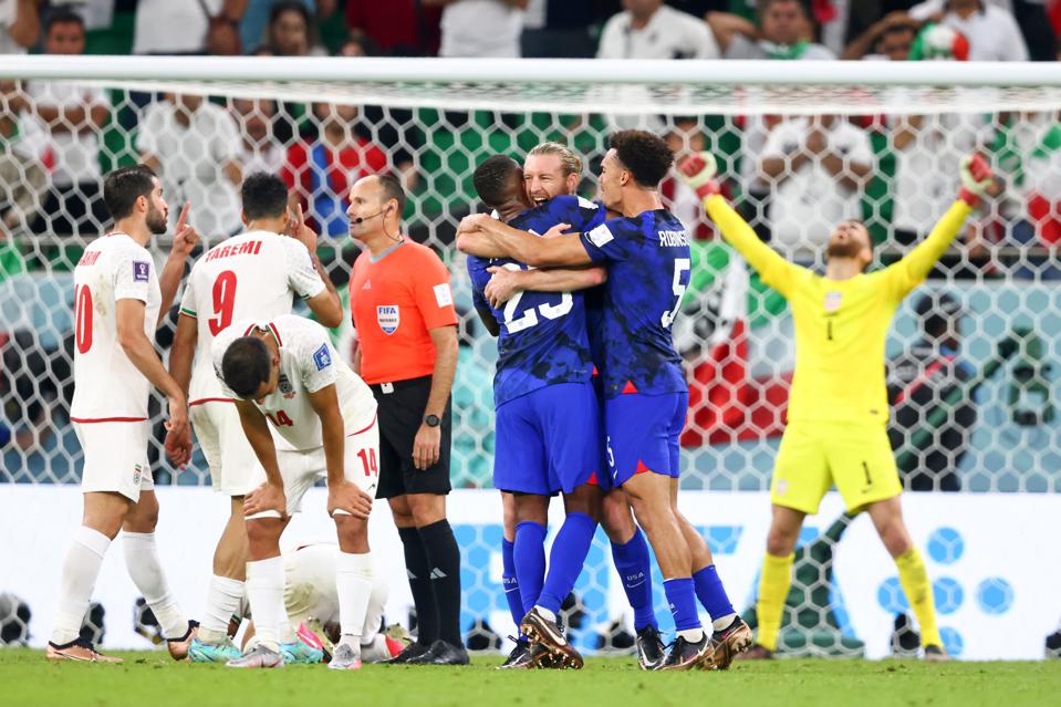 Underdog USMNT Winning Over Fans at 2022 World Cup – Michael LoRé